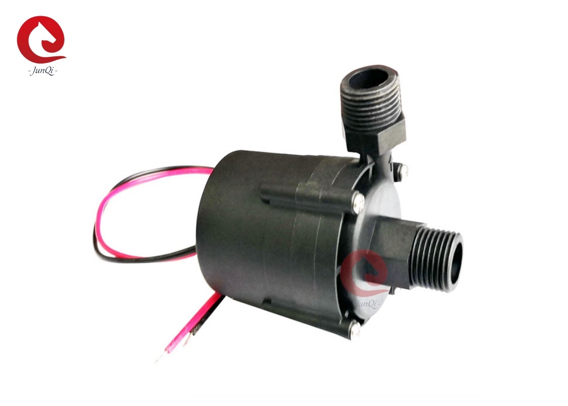 Junqi 90 grados de ángulo de hilo 24VDC calentador de agua de refuerzo de la bomba de circulación
